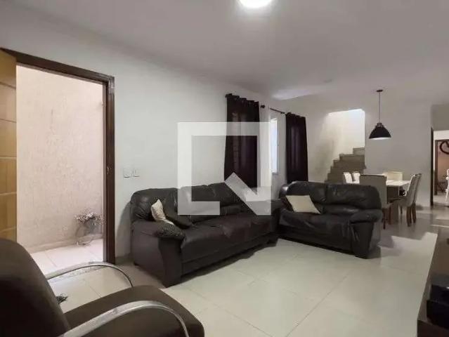 Casa / Sobrado para Venda em Guarulhos/SP Jardim Maia 3 Quartos