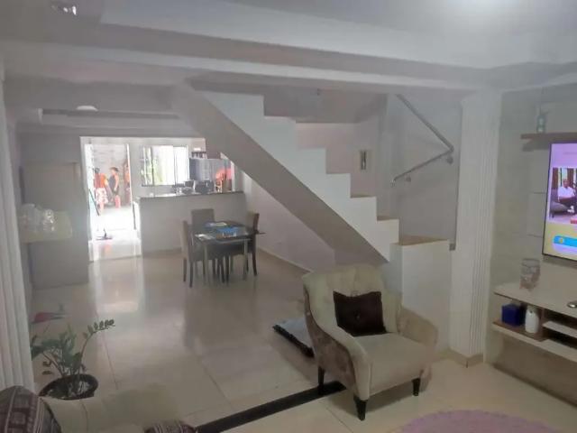 Casa / Sobrado para Venda em Guarulhos/SP Jardim Santa Cecília 2 Quartos