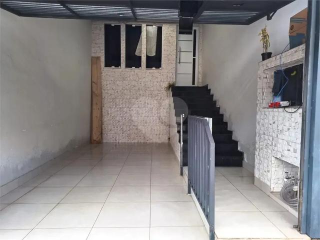 Casa / Sobrado para Venda em Guarulhos/SP Jardim Santa Clara 3 Quartos