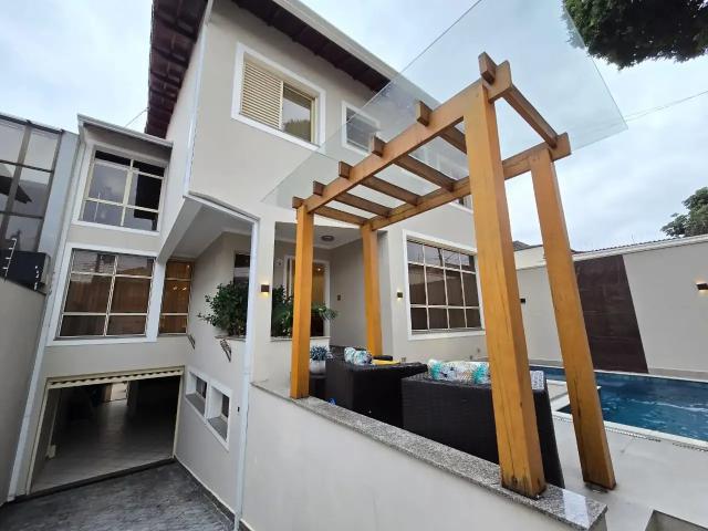 Casa / Sobrado para Venda em Guarulhos/SP Jardim Santa Mena 4 Quartos