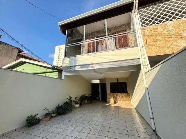 Casa / Sobrado para Venda em Guarulhos/SP Jardim Santa Mena 4 Quartos