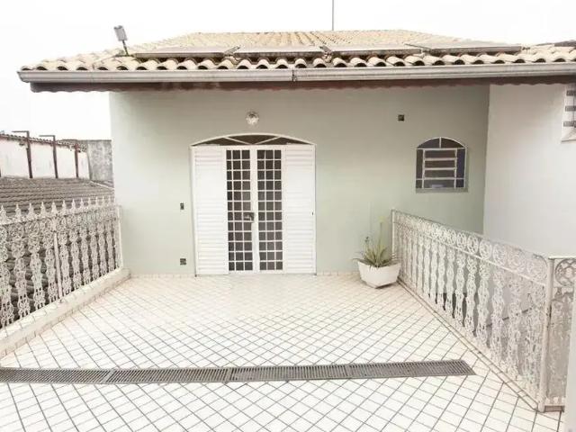 Casa / Sobrado para Venda em Guarulhos/SP Jardim Santa Mena 4 Quartos