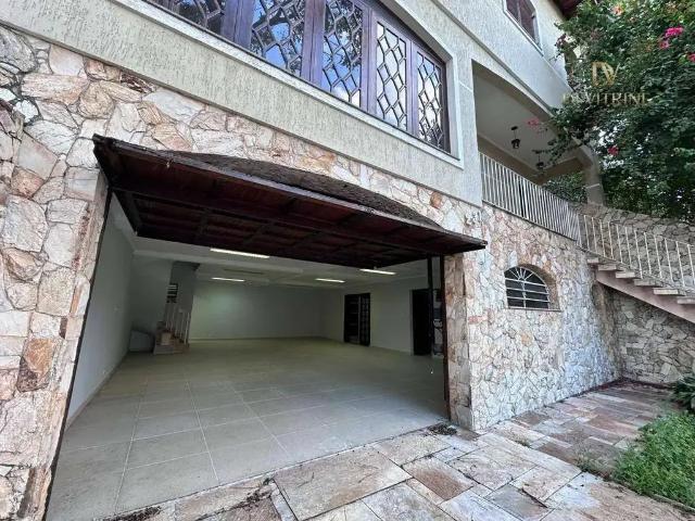 Casa / Sobrado para Venda em Guarulhos/SP Jardim Santa Mena 6 Quartos