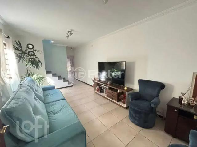 Casa / Sobrado para Venda em Guarulhos/SP Jardim Santa Mena 3 Quartos
