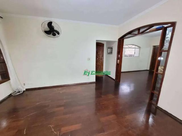 Casa / Sobrado para Venda em Guarulhos/SP Jardim Santa Mena 3 Quartos