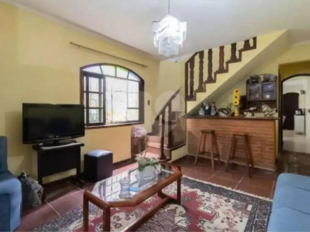 Casa / Sobrado para Venda em Guarulhos/SP Jardim Santa Mena 3 Quartos