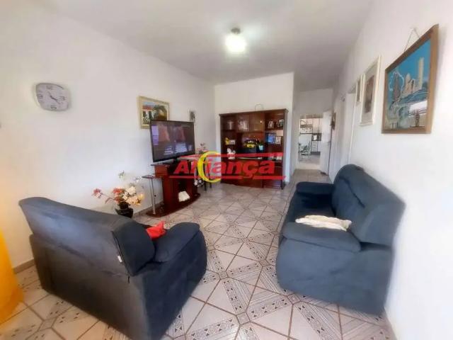 Casa / Sobrado para Venda em Guarulhos/SP Jardim Santa Mena 3 Quartos