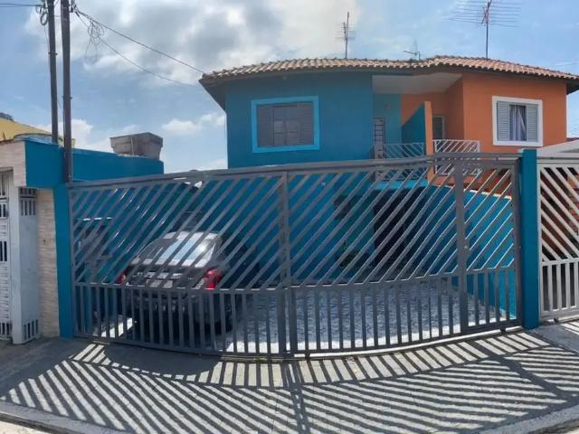 Casa / Sobrado para Venda em Guarulhos/SP Jardim Santa Mena 3 Quartos