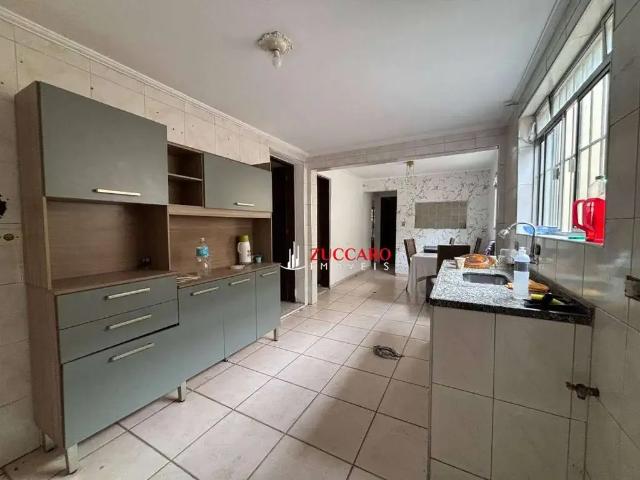 Casa / Sobrado para Venda em Guarulhos/SP Jardim Paraventi 3 Quartos