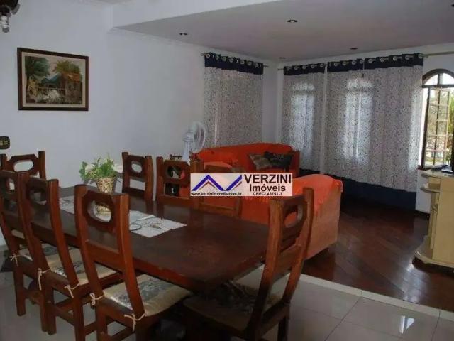Casa / Sobrado para Venda em Guarulhos/SP Jardim Pinhal 4 Quartos