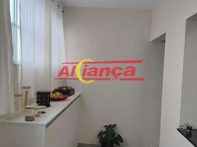 Casa / Sobrado para Venda em Guarulhos/SP Jardim Presidente Dutra 4 Quartos
