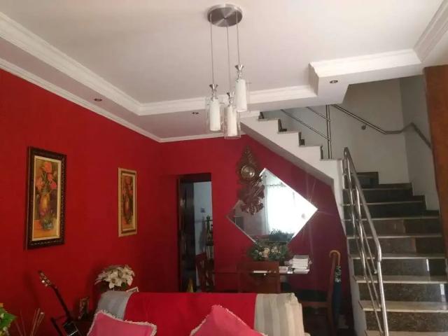 Casa / Sobrado para Venda em Guarulhos/SP Jardim Valéria 4 Quartos