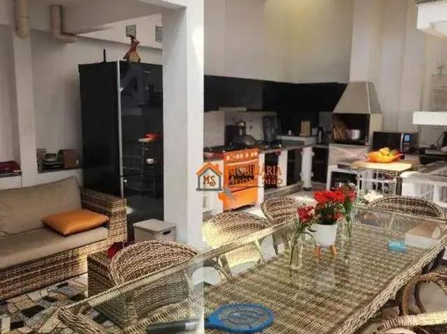 Casa / Sobrado para Venda em Guarulhos/SP Jardim Vila Galvão 3 Quartos