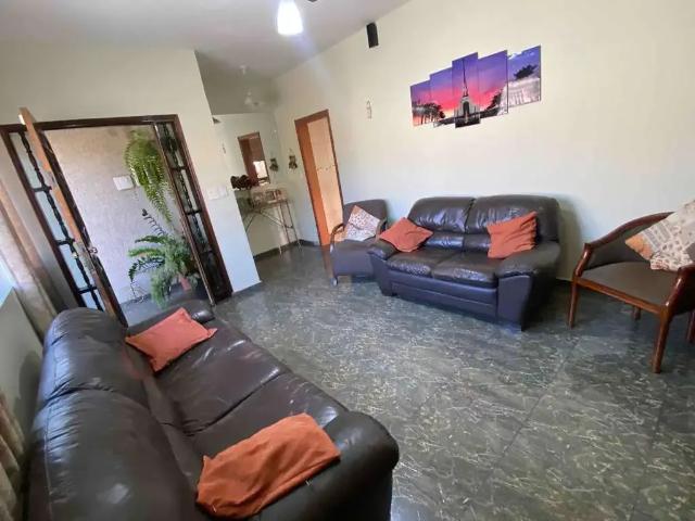 Casa / Sobrado para Venda em Guarulhos/SP Jardim Vila Galvão 6 Quartos
