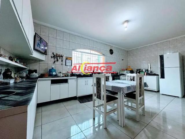 Casa / Sobrado para Venda em Guarulhos/SP Parque Continental I 6 Quartos