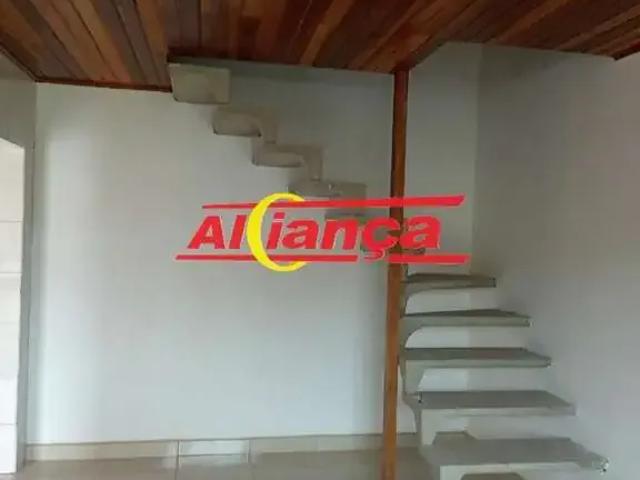 Casa / Sobrado para Venda em Guarulhos/SP Parque Santos Dumont 5 Quartos