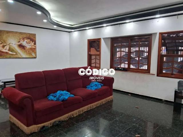 Casa / Sobrado para Venda em Guarulhos/SP Parque Renato Maia 5 Quartos