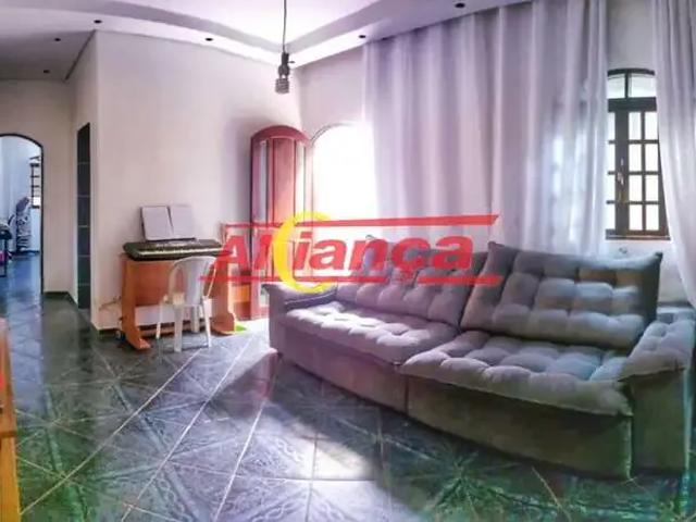 Casa / Sobrado para Venda em Guarulhos/SP Pimentas 6 Quartos