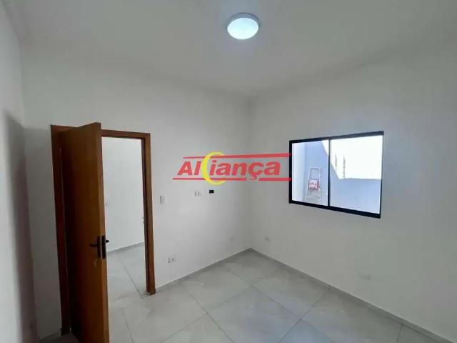 Casa / Sobrado para Venda em Guarulhos/SP Sítio São Francisco 2 Quartos