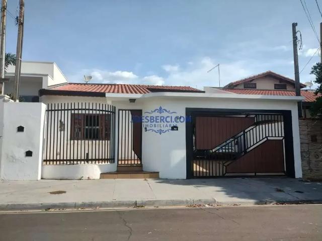 Casa / Sobrado para Venda em Holambra/SP Jardim das Tulipas 3 Quartos