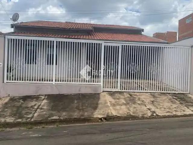 Casa / Sobrado para Venda em Hortolândia/SP Parque São Miguel 3 Quartos
