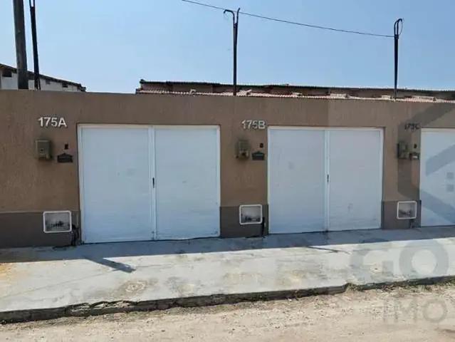 Casa / Sobrado para Venda em Horizonte/CE Diadema 2 Quartos