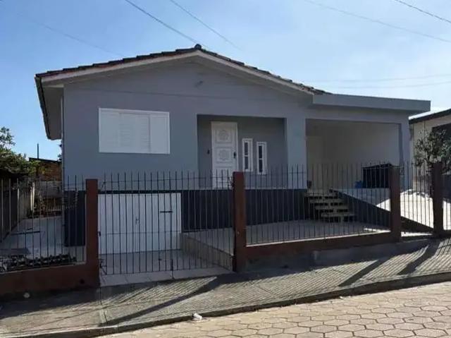 Casa / Sobrado para Venda em Içara/SC Presidente Vargas 3 Quartos