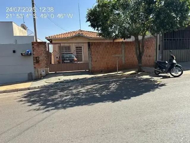 Casa / Sobrado para Venda em Iacanga/SP Jardim Brasil 2 Quartos