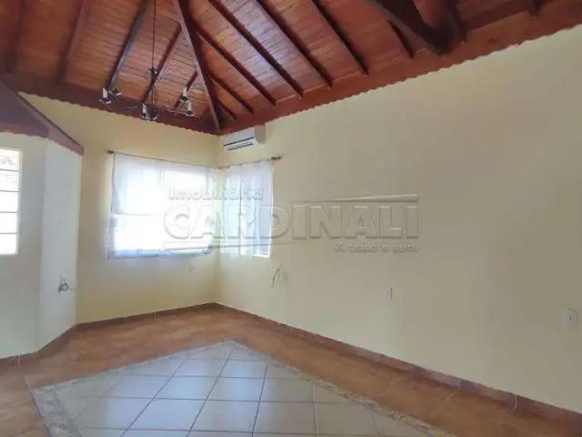 Casa / Sobrado para Venda em Ibaté/SP Centro 2 Quartos