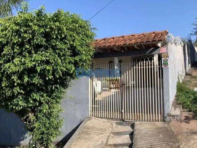 Casa / Sobrado para Venda em Ibiporã/PR Conjunto Residencial Lourenco Bacarin 2 Quartos