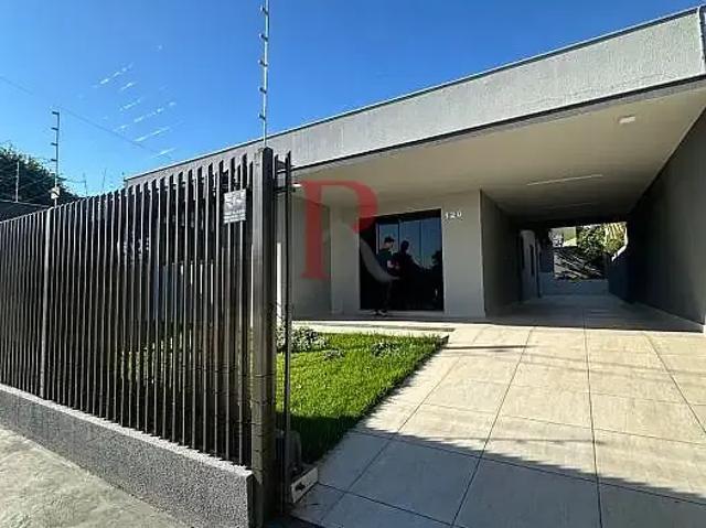 Casa / Sobrado para Venda em Ibiporã/PR Setor 4 3 Quartos
