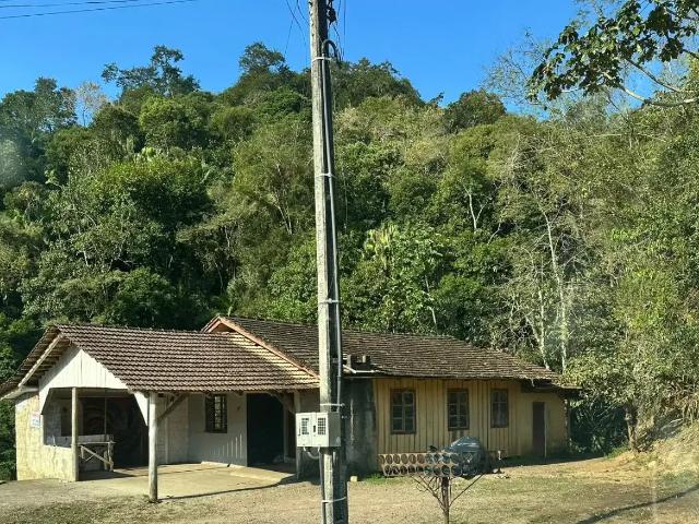 Casa / Sobrado para Venda em Ibirama/SC Centro 3 Quartos