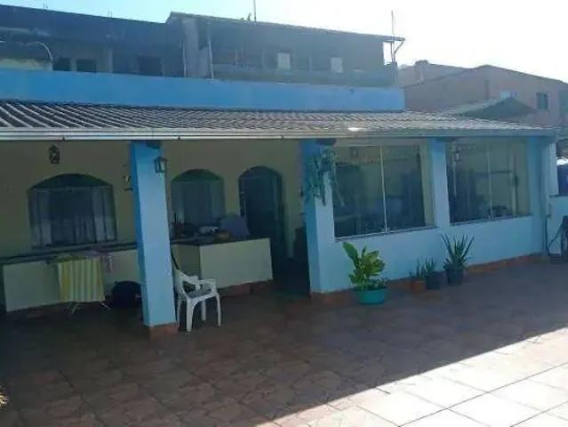 Casa / Sobrado para Venda em Ibirité/MG Jardim Montreal 7 Quartos