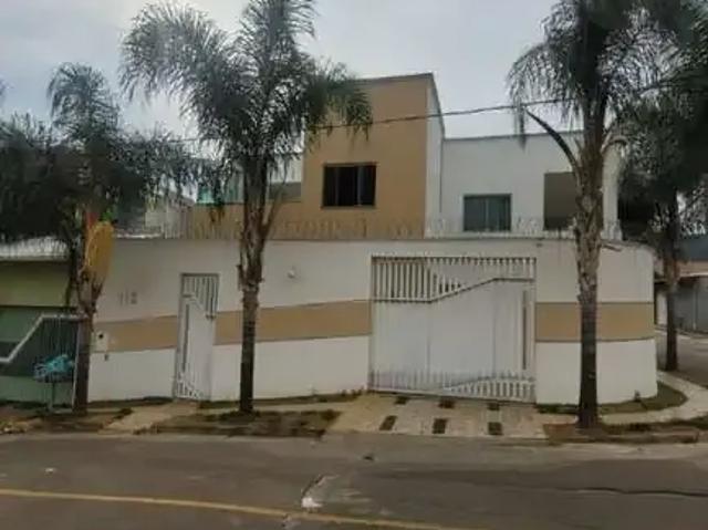 Casa / Sobrado para Venda em Ibirité/MG Novo Barreirinho 3 Quartos