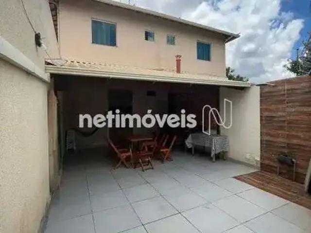 Casa / Sobrado para Venda em Ibirité/MG Palmeiras Parque Durval de Barros 2 Quartos