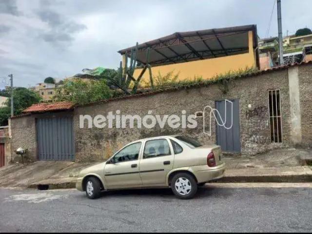 Casa / Sobrado para Venda em Ibirité/MG Parque Elizabeth 3 Quartos
