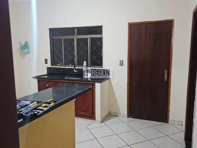 Casa / Sobrado para Venda em Igarapava/SP Centro 3 Quartos