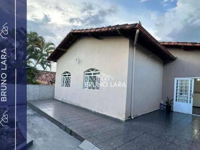 Casa / Sobrado para Venda em Igarapé/MG Lago Azul 3 Quartos