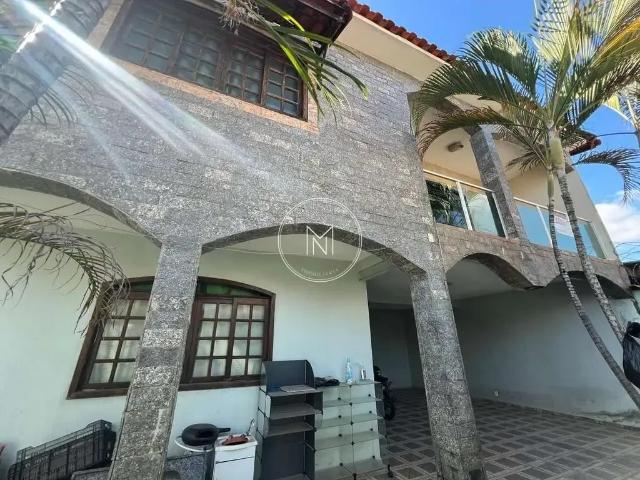 Casa / Sobrado para Venda em Igarapé/MG Resplendor 5 Quartos
