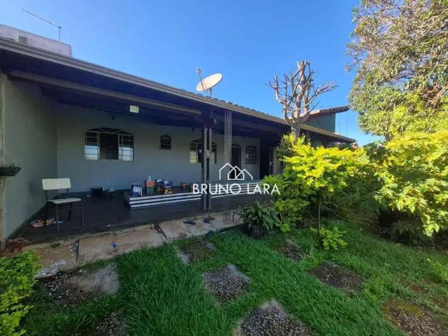 Casa / Sobrado para Venda em Igarapé/MG Três Poderes 3 Quartos