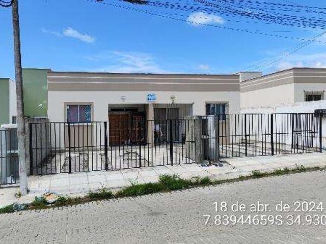 Casa / Sobrado para Venda em Igarassu/PE Agamenon Magalhães 2 Quartos