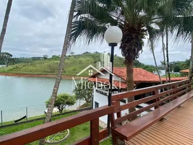 Casa / Sobrado para Venda em Igaratá/SP Centro 4 Quartos