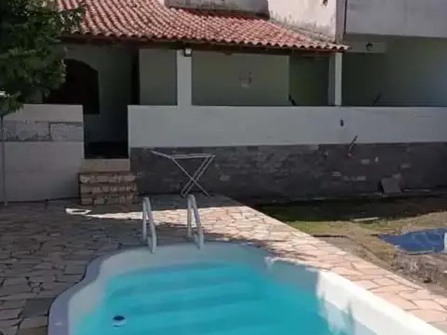Casa / Sobrado para Venda em Iguaba Grande/RJ Centro 4 Quartos