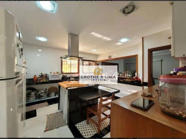 Casa / Sobrado para Venda em Ilhabela/SP Barra Velha 5 Quartos