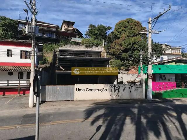 Casa / Sobrado para Venda em Ilhabela/SP Itaquanduba 2 Quartos