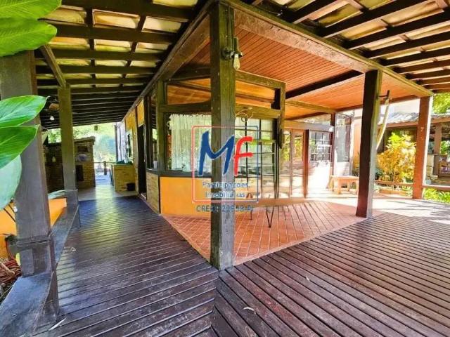 Casa / Sobrado para Venda em Ilhabela/SP Perequê 3 Quartos