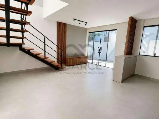 Casa / Sobrado para Venda em Ilhéus/BA Nossa Senhora da Vitória 3 Quartos