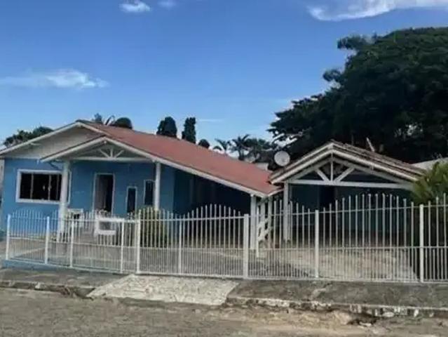 Casa / Sobrado para Venda em Imaruí/SC Centro 3 Quartos
