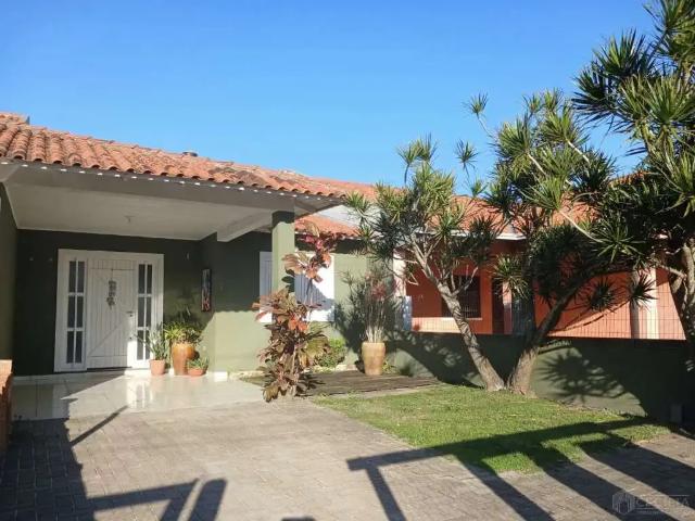 Casa / Sobrado para Venda em Imbé/RS Centro 2 Quartos