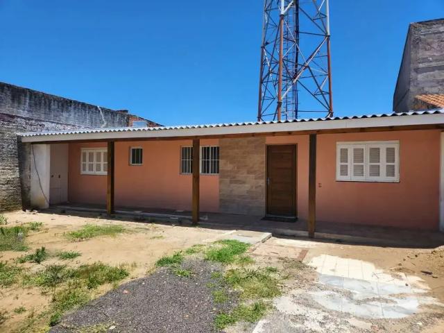 Casa / Sobrado para Venda em Imbé/RS Centro 2 Quartos